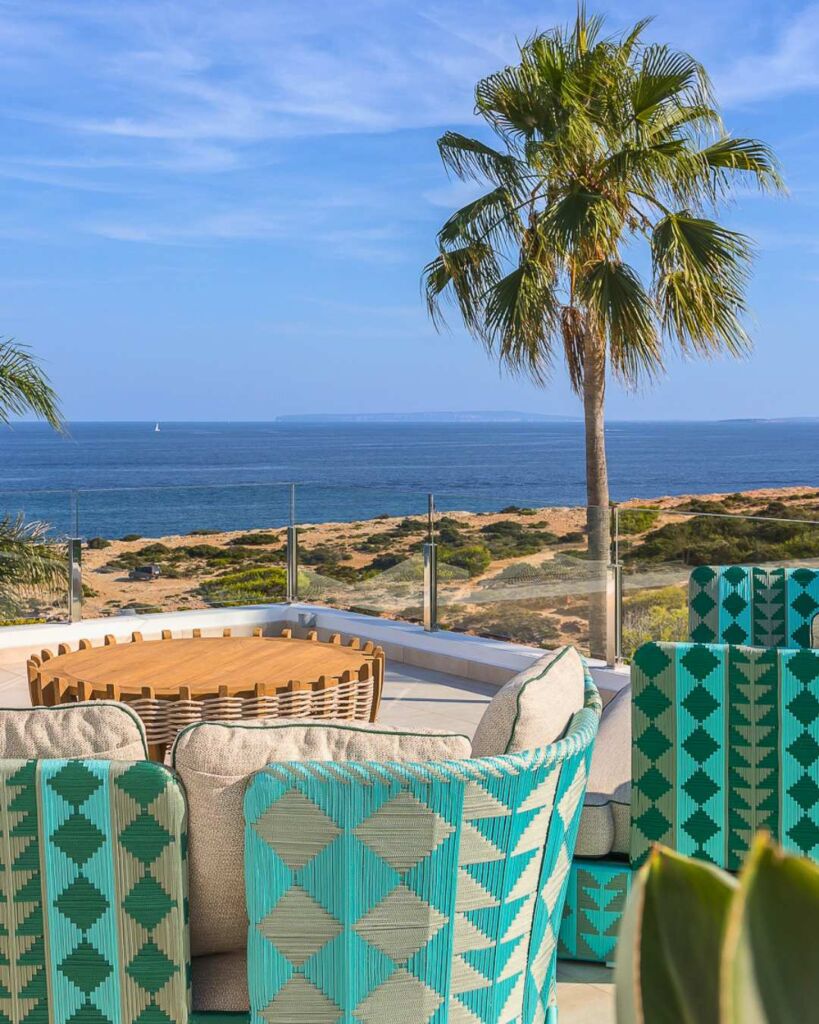 Exploring Beach Resort Furniture Styles designs & Trends